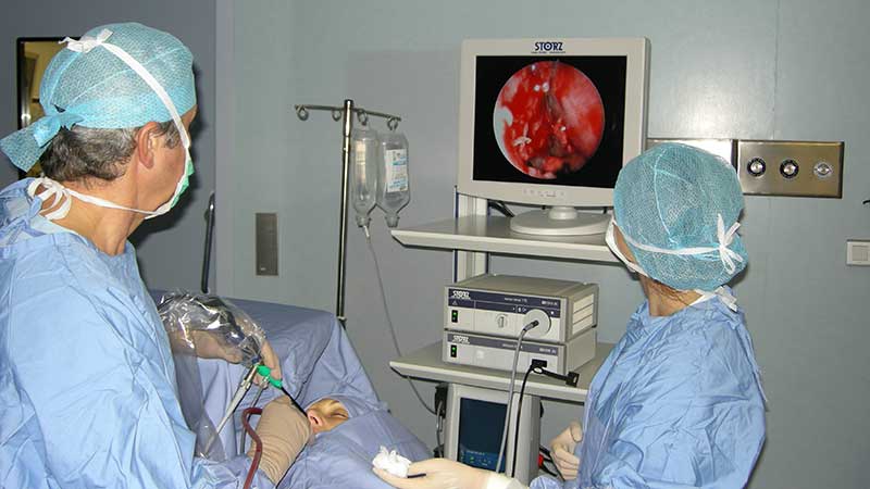 ΚΕΝΤΡΟ ΜΙΚΡΟ-ΕΝΔΟΣΚΟΠΙΚΗΣ ΧΕΙΡΟΥΡΓΙΚΗΣ ΣΤΗΝ ΩΤΟΡΙΝΟΛΑΡΥΓΓΟΛΟΓΙΑ ...